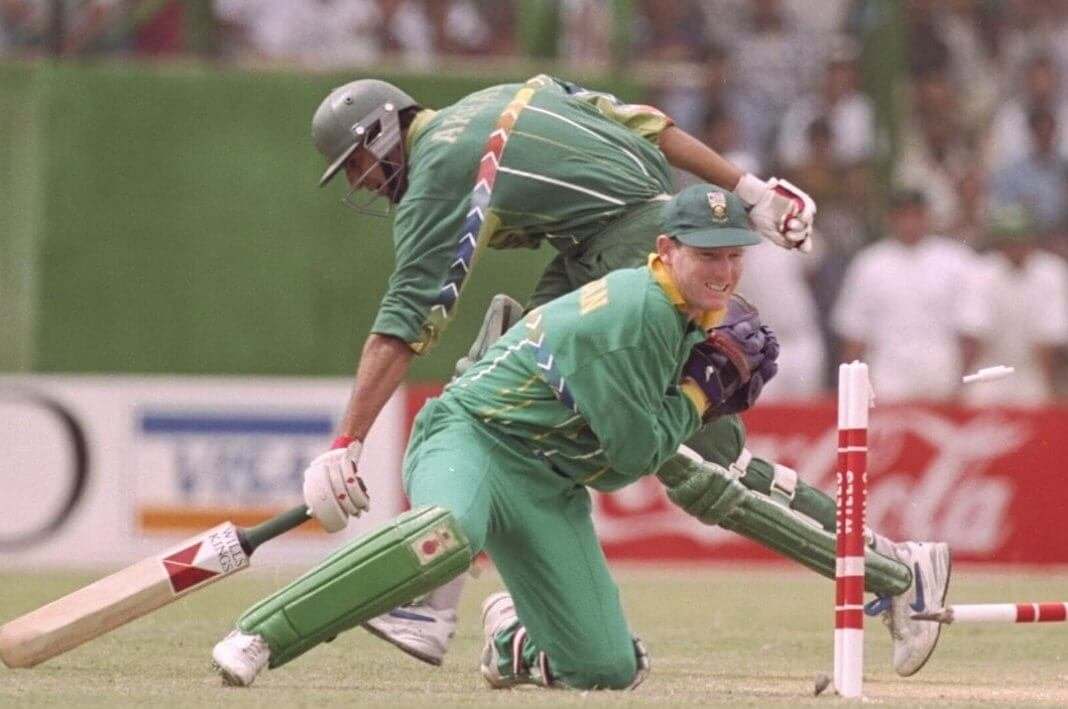 Alan Ward - Fast Bowler Made a Perfect Foil for John Snow